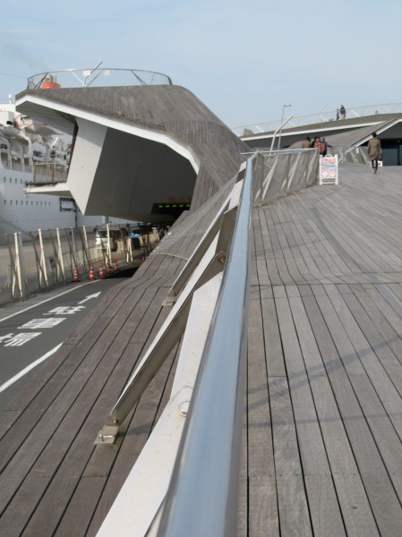 International Port Terminal Yokohama - Japan - Die Periegeten
